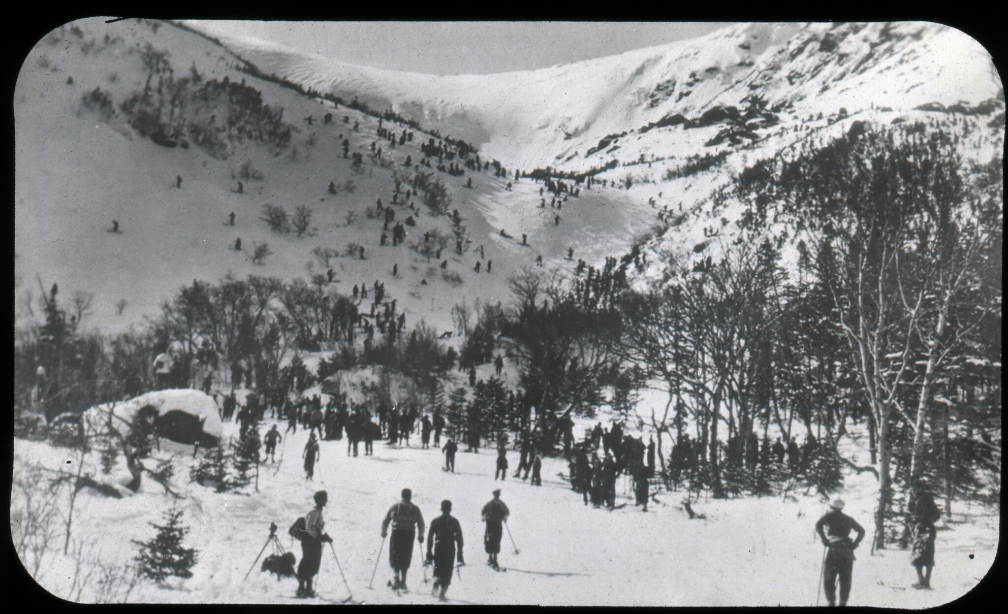 The Bold History of Skiing at Tuckerman Ravine | Appalachian Mountain ...